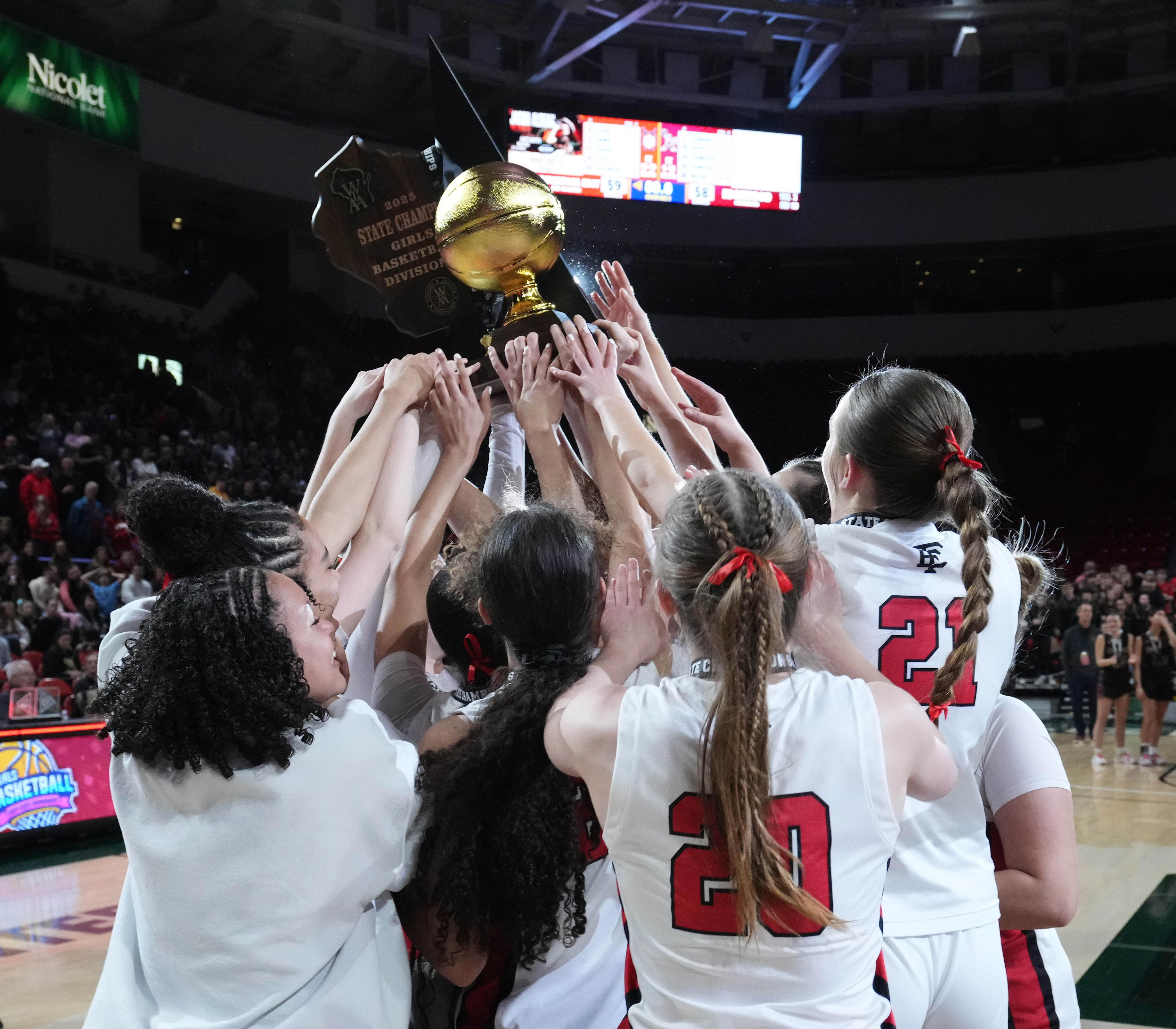 Wauwatosa East survives first triple-OT state tournament game in WIAA ...