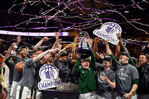Colorado State hits 12 3s to win Mountain West championship