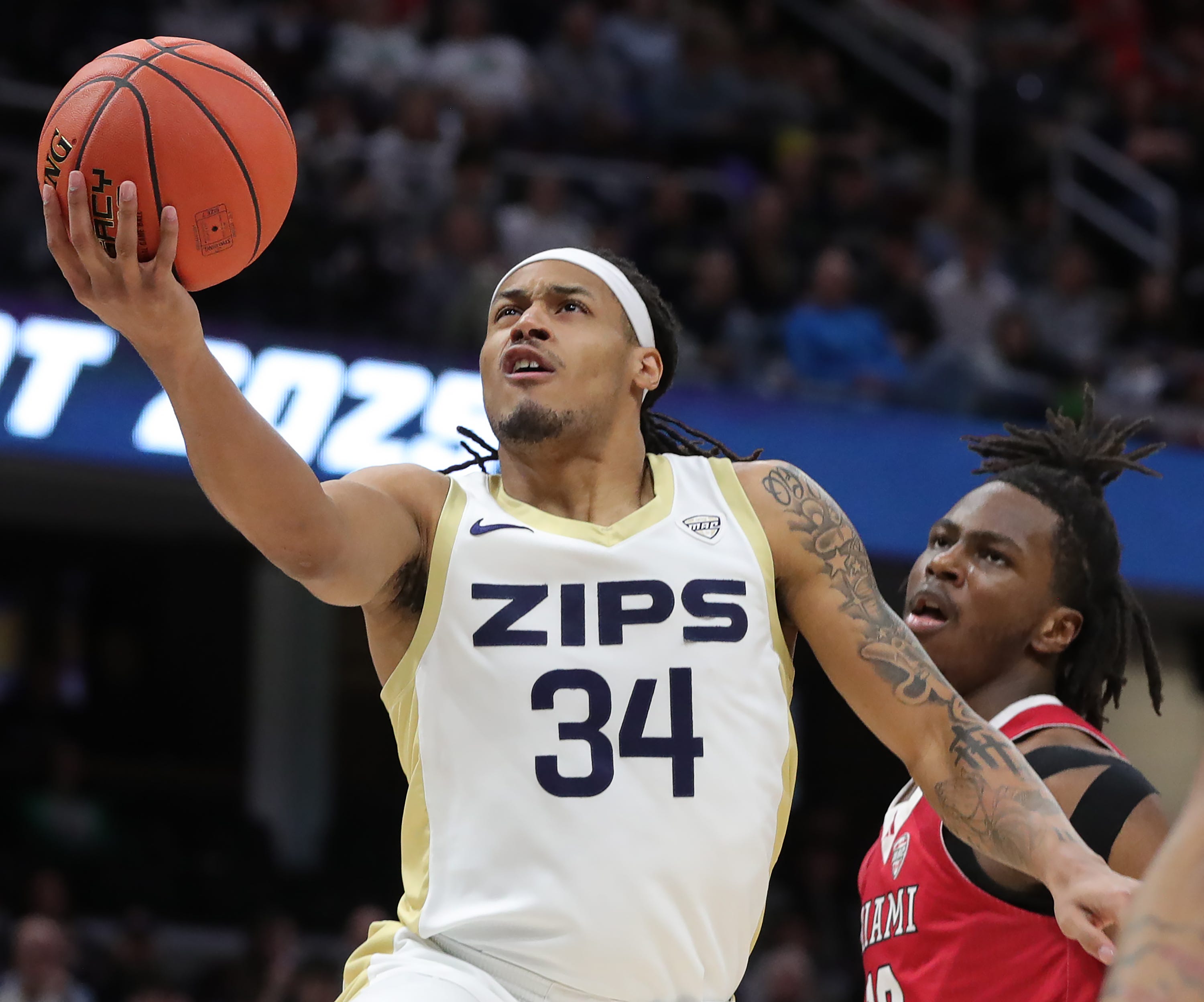 'An Akron guy': Zips basketball players 'give everything, every day ...