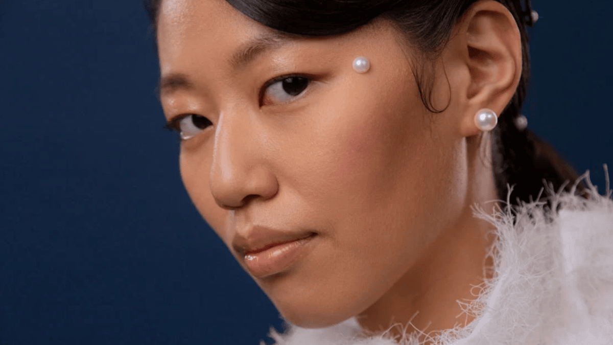 Signs that someone close to you is very jealous and envious