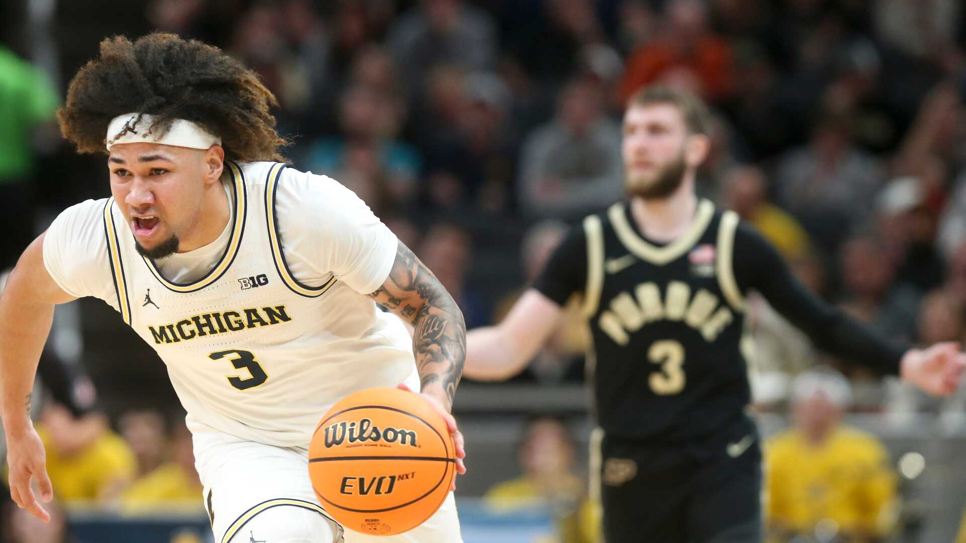 Big Ten Championship - Michigan vs. Wisconsin Predictions: Odds, Expert ...