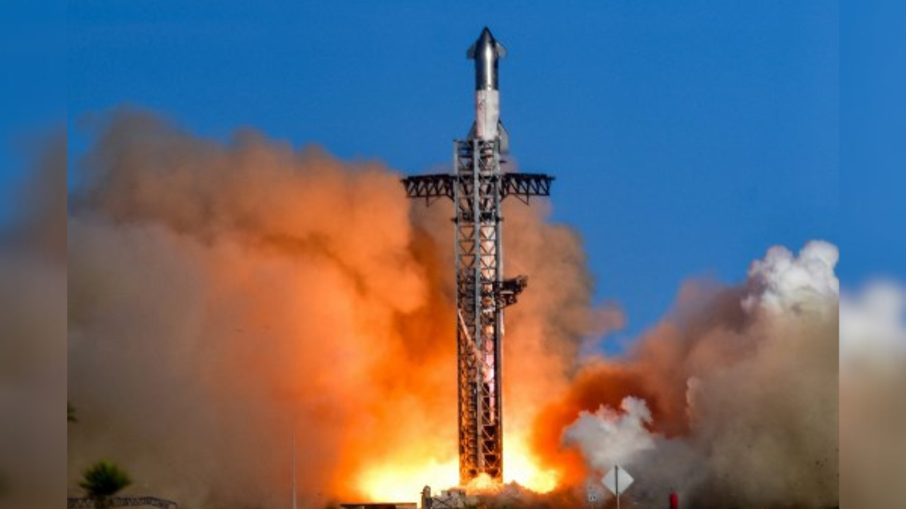 Starship to depart for Mars next year, carrying humanoid robot Optimus ...