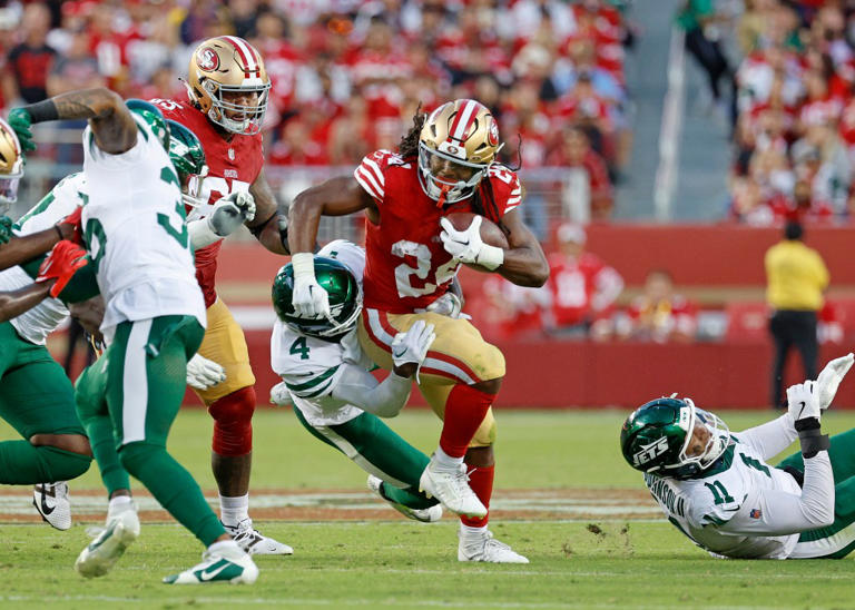 Vikings acquire RB Jordan Mason in trade with 49ers amid Aaron Rodgers saga