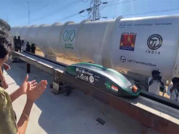 India to build world's longest Hyperloop tube at 410m: Union Minister ...