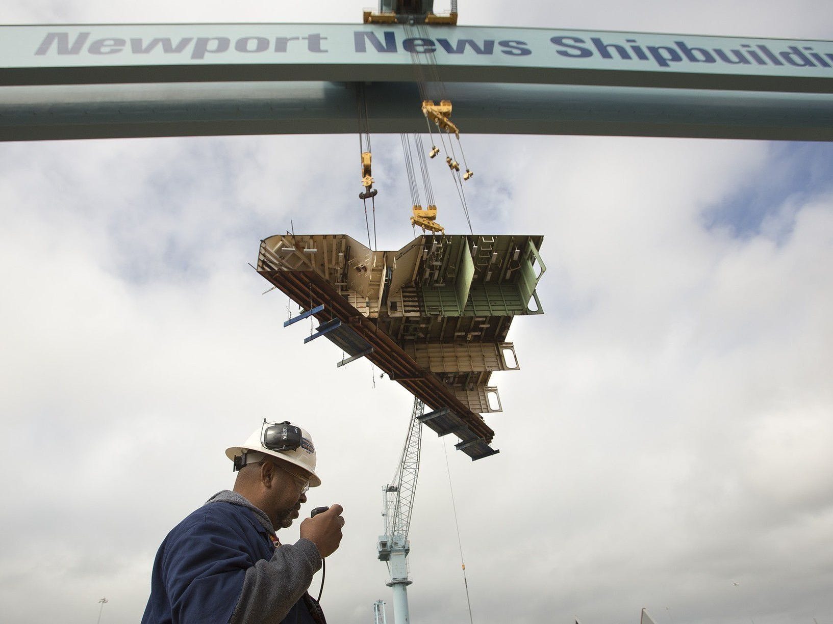 Fixing the US Navy's shipbuilding problems starts with the workers ...