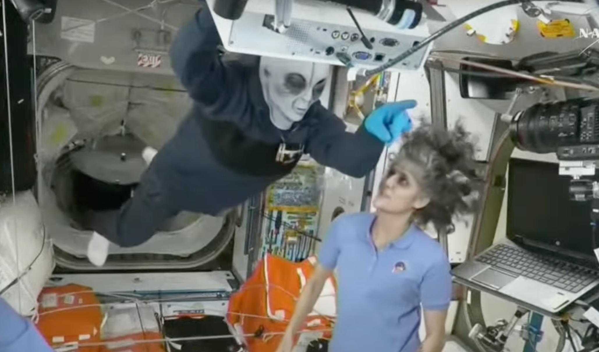 'Alien' spotted on board ISS as stranded astronauts prepare for return ...