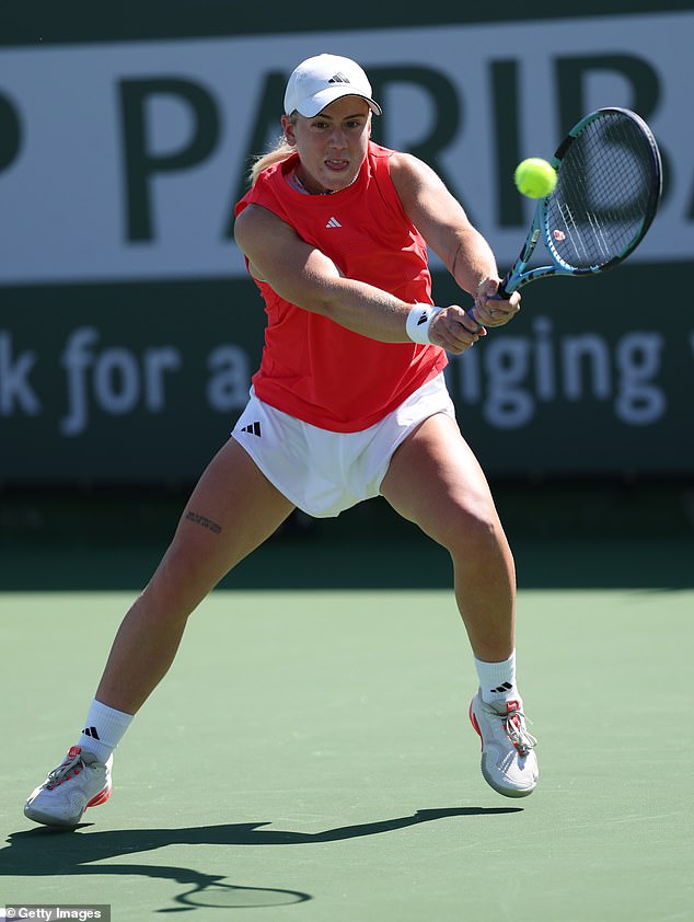 Meet the rising British tennis star who despite standing at just 5ft ...