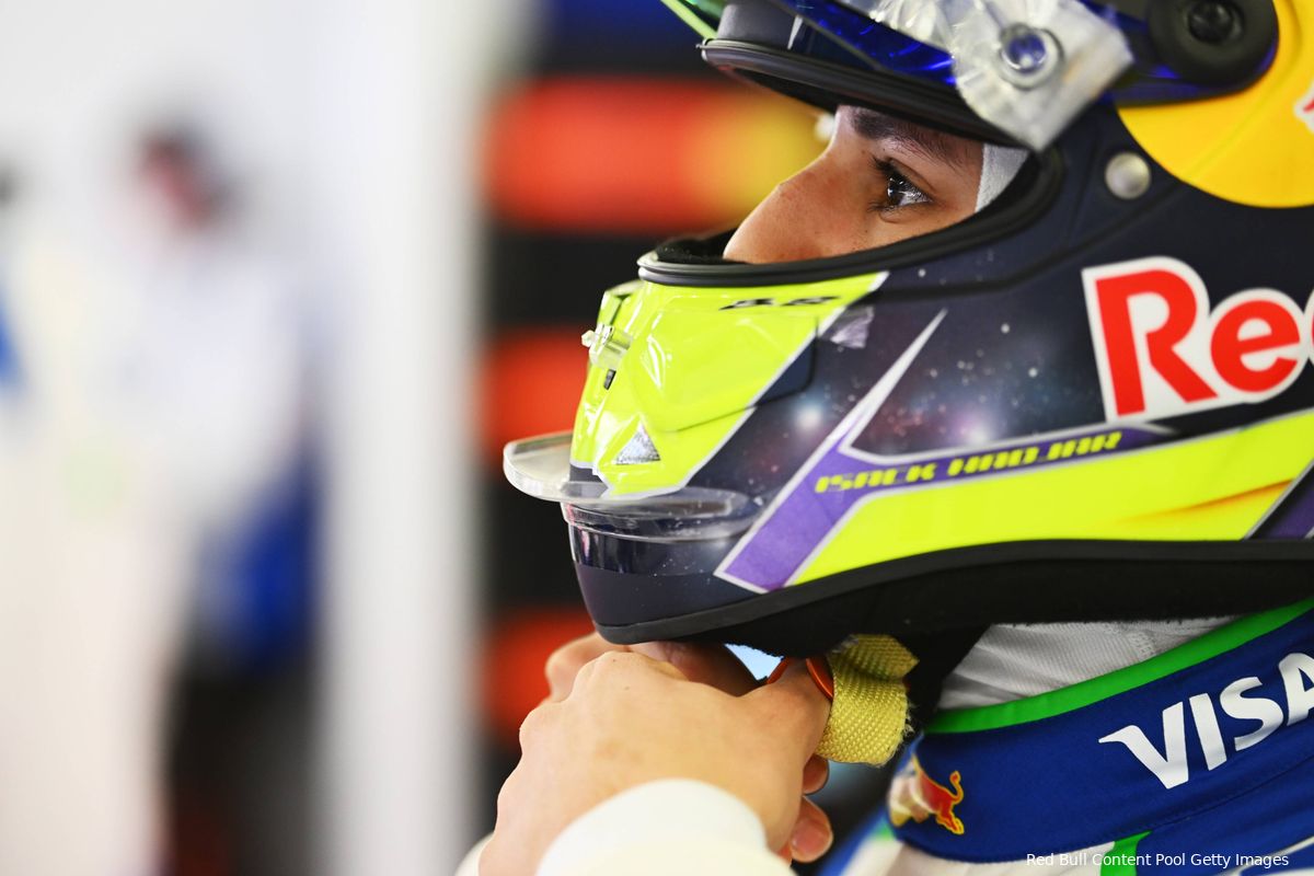 Ondertussen in F1 | Mooie beelden: Anthony Hamilton troost Hadjar na ...