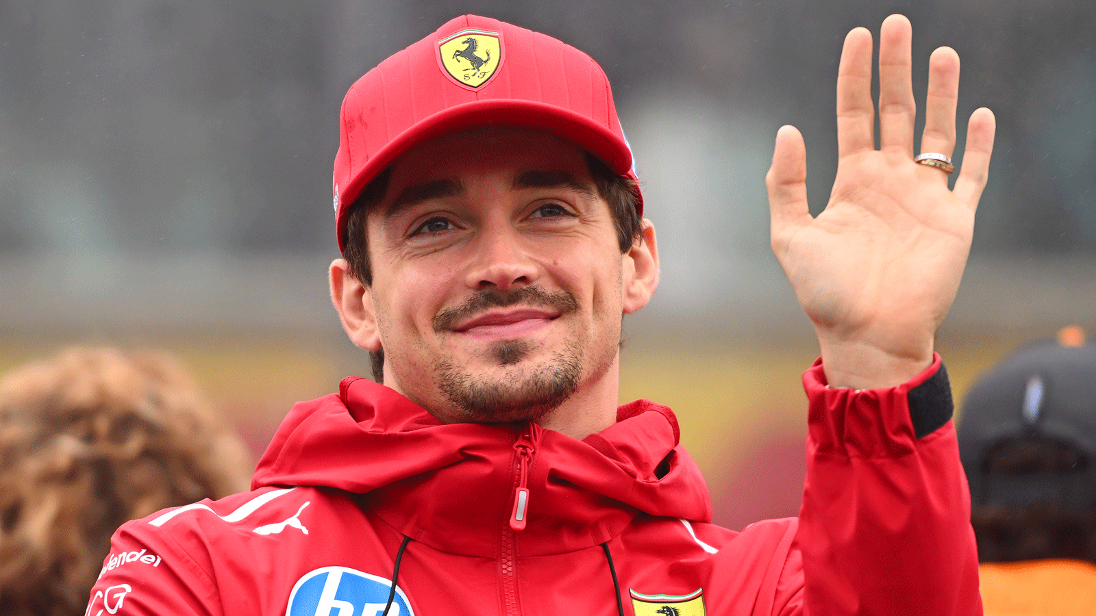 "Das müsste Wasser sein": Ferrari-Pilot Charles Leclerc sorgt während ...