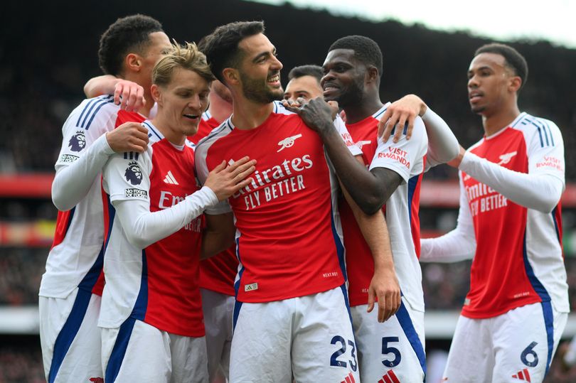 Arsenal's next five fixtures compared to Liverpool after Premier League ...