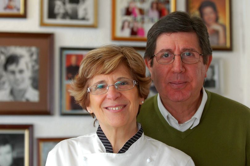 Big-name stars have dined there for decades - now Hanley Roberto's is ...