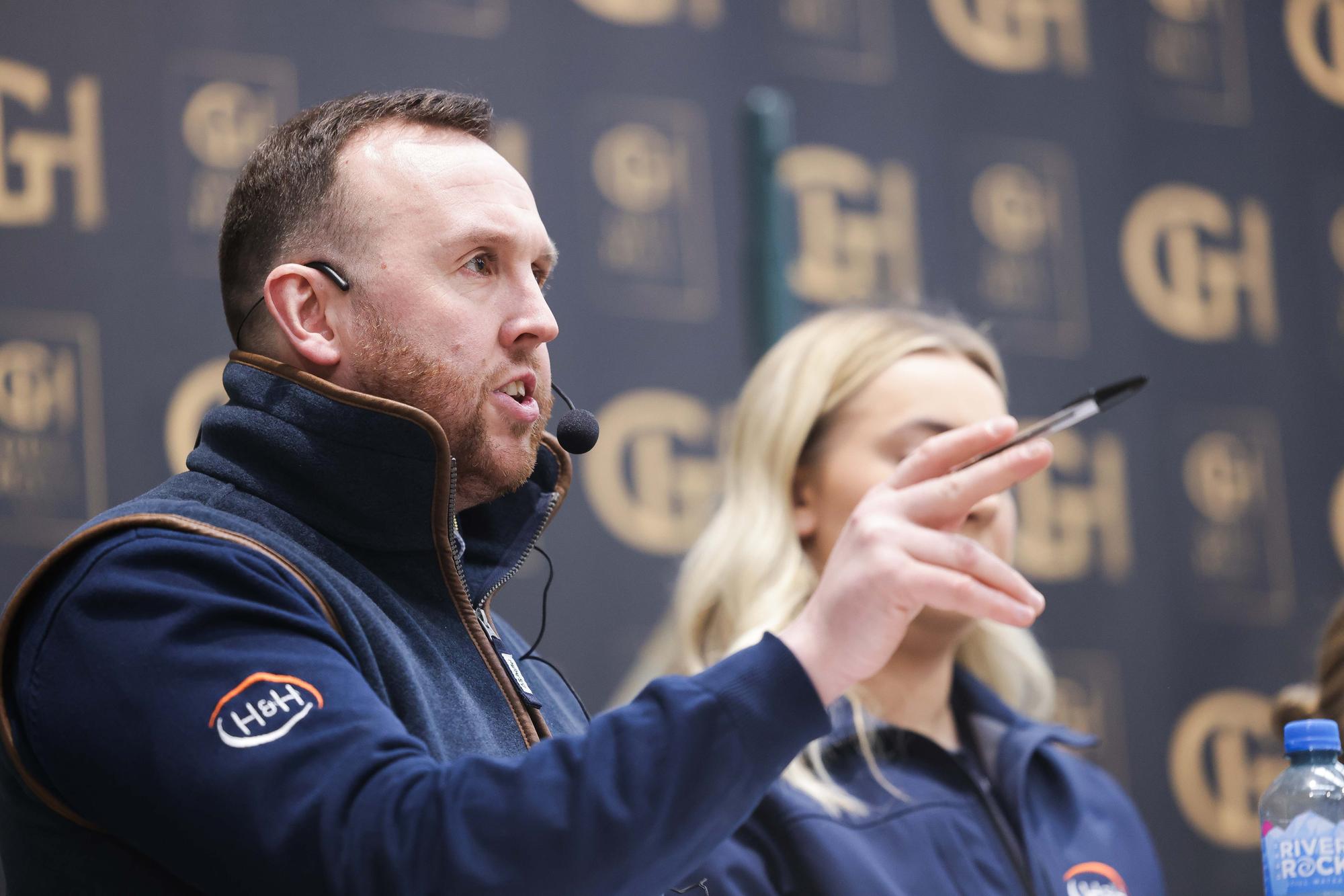 Gill Hall sale heralded great success with top of 9000 guineas