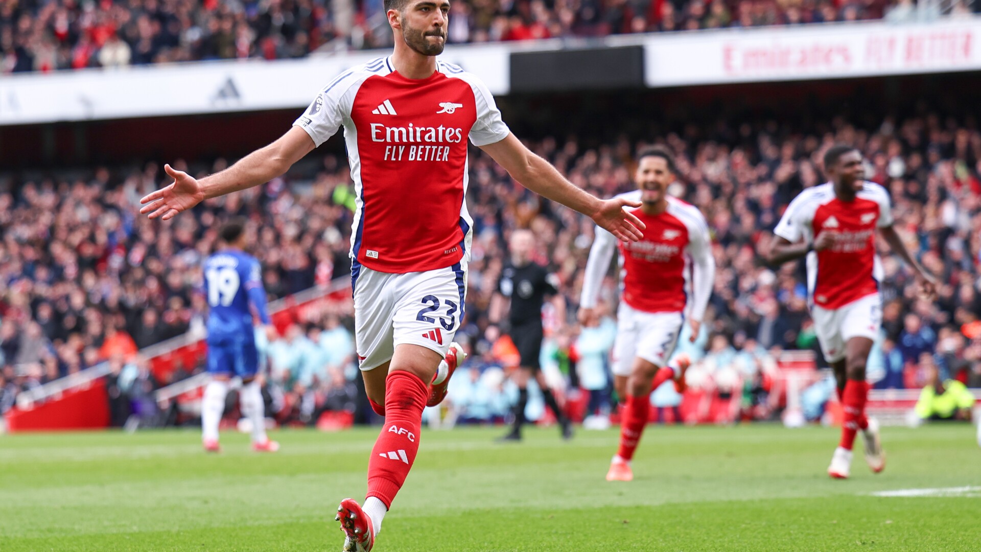 Arsenal 1-0 Chelsea: Gunners cruise to victory against punchless Blues