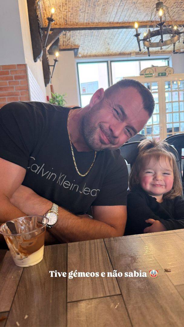 Tal pai, tal filha... Marco Costa é a 'cara chapada' da pequena Maria ...