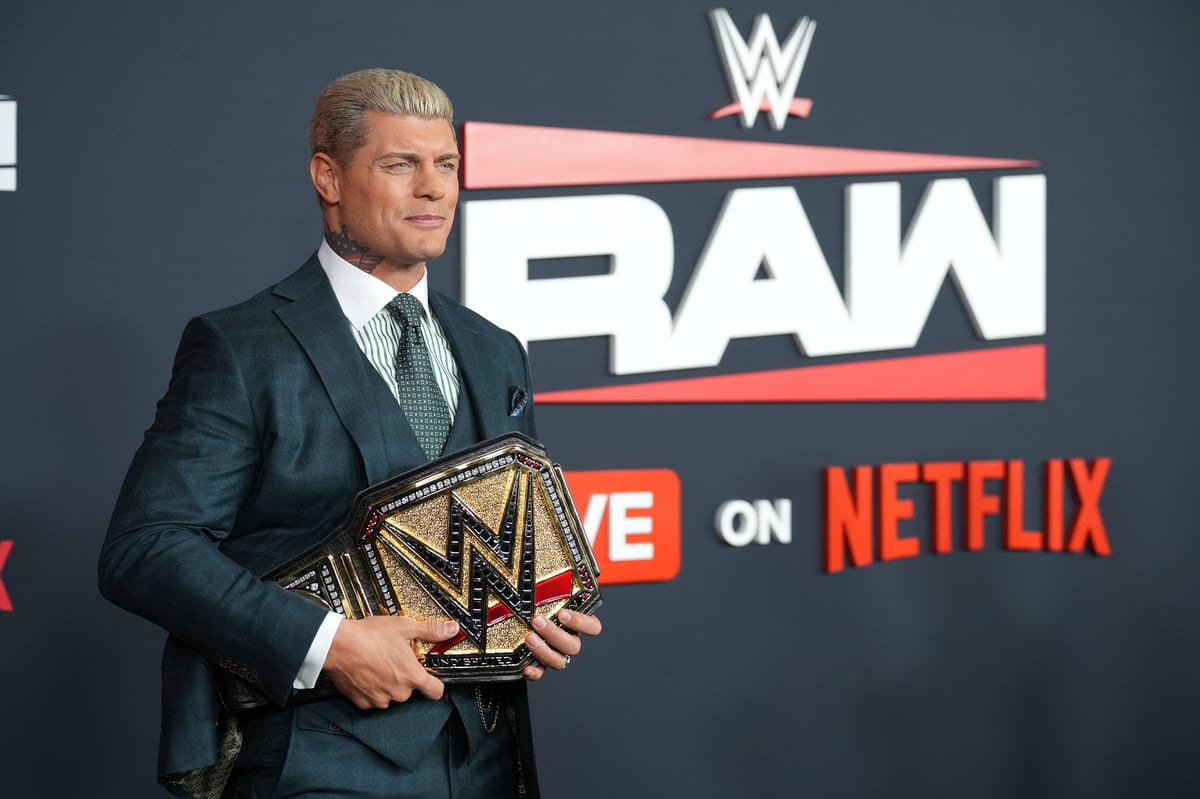 WWE Raw: UK special start time, live stream and confirmed match card ...