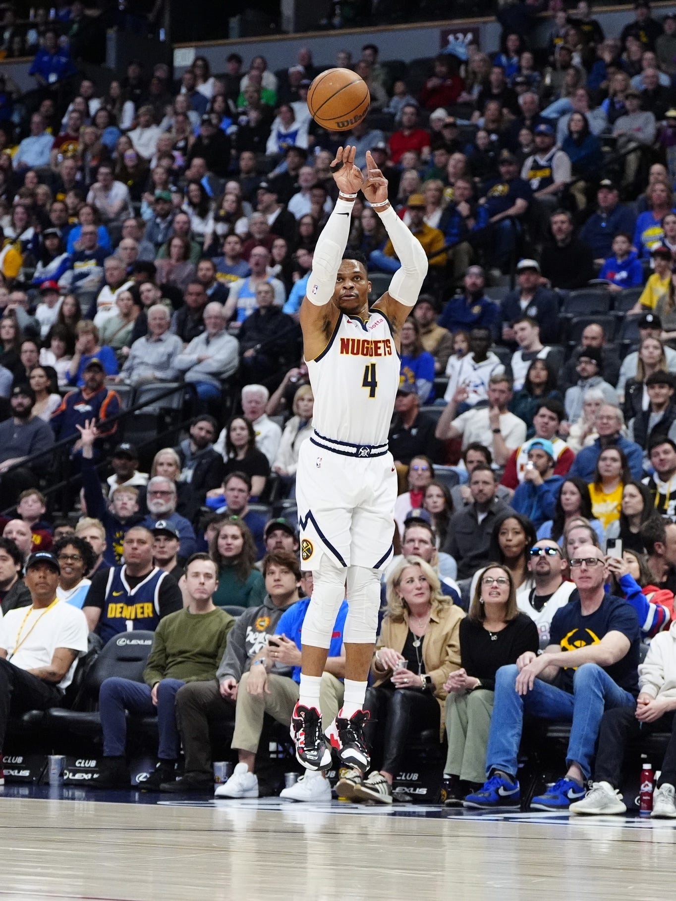 LOOK: Cade Cunningham not happy with ref Brian Forte and other pictures ...