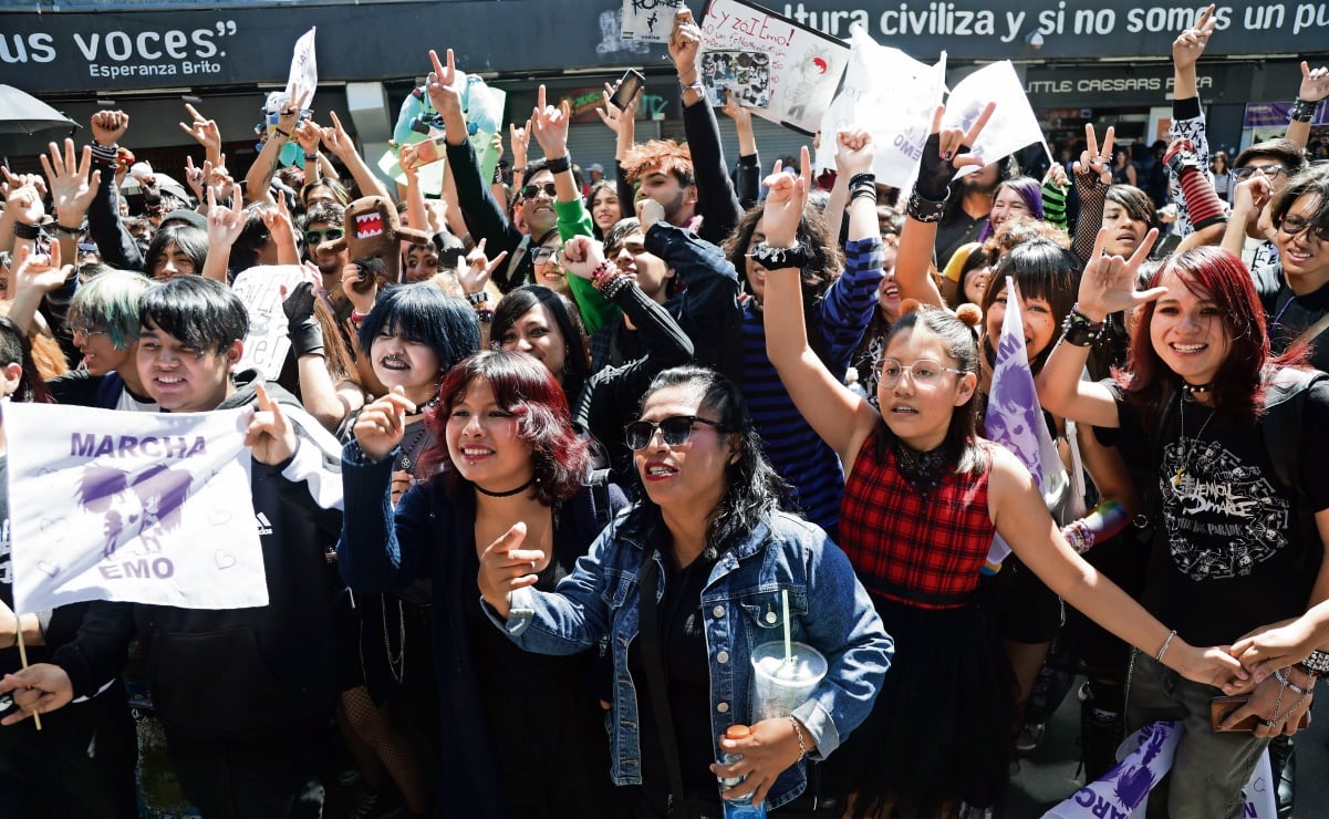 Los mejores memes que dejó la marcha EMO 2025 en CDMX; usuarios no perdonan