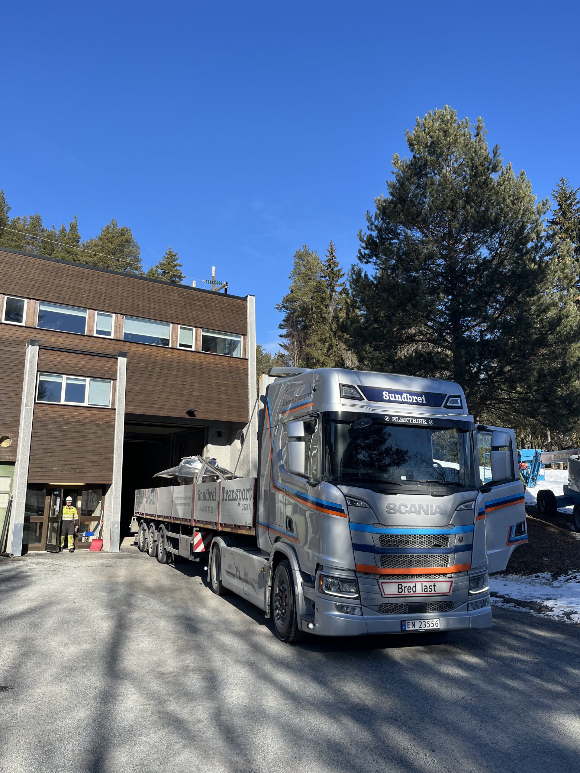 Første gang i Norge: Elektrisk lastebil fraktet 37 tonn