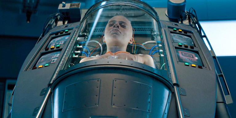 What Happened To Christopher In The Electric State Explained