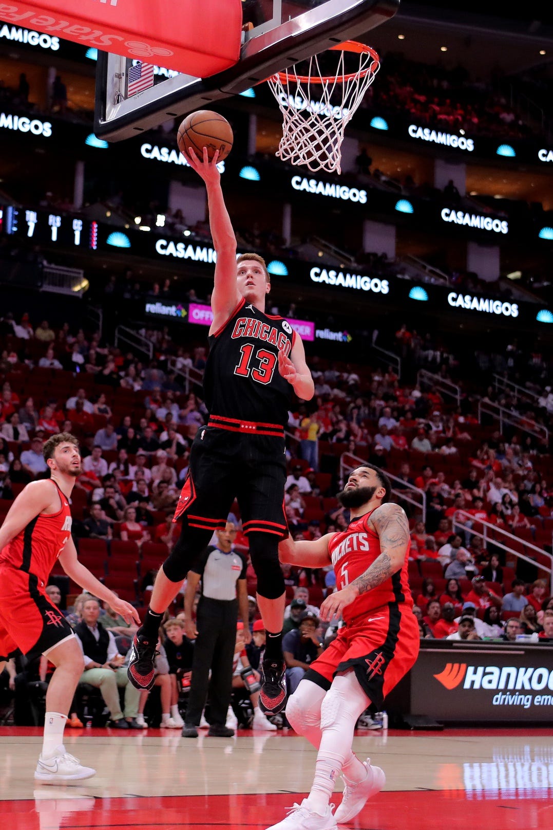 LOOK: Cade Cunningham not happy with ref Brian Forte and other pictures ...