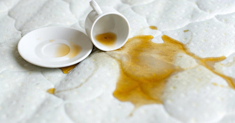 Goodbye Coffee Stains: How to Remove Them Quickly and Effectively