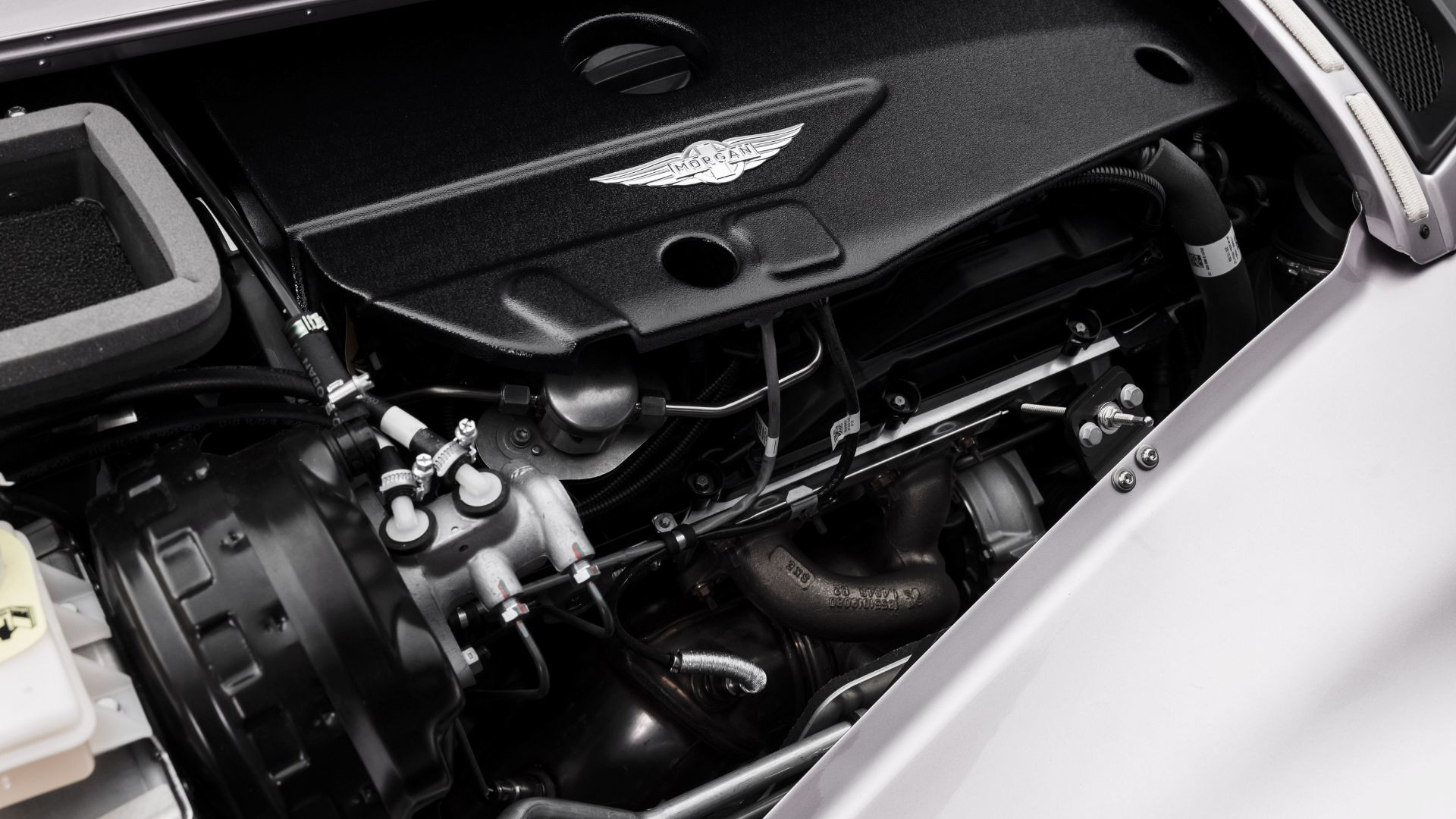 Photos: Morgan Supersport's classic design hits 166 mph with powerful ...