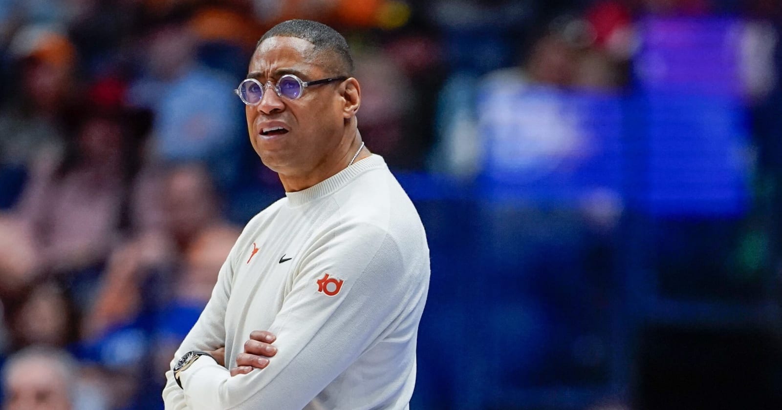 Rodney Terry hot seat: Pete Thamel offers update on Texas coach ...