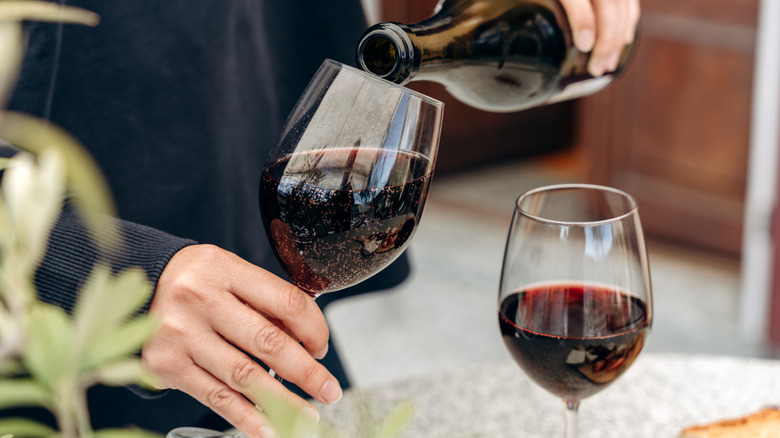 Do All Wines Contain Sugars?