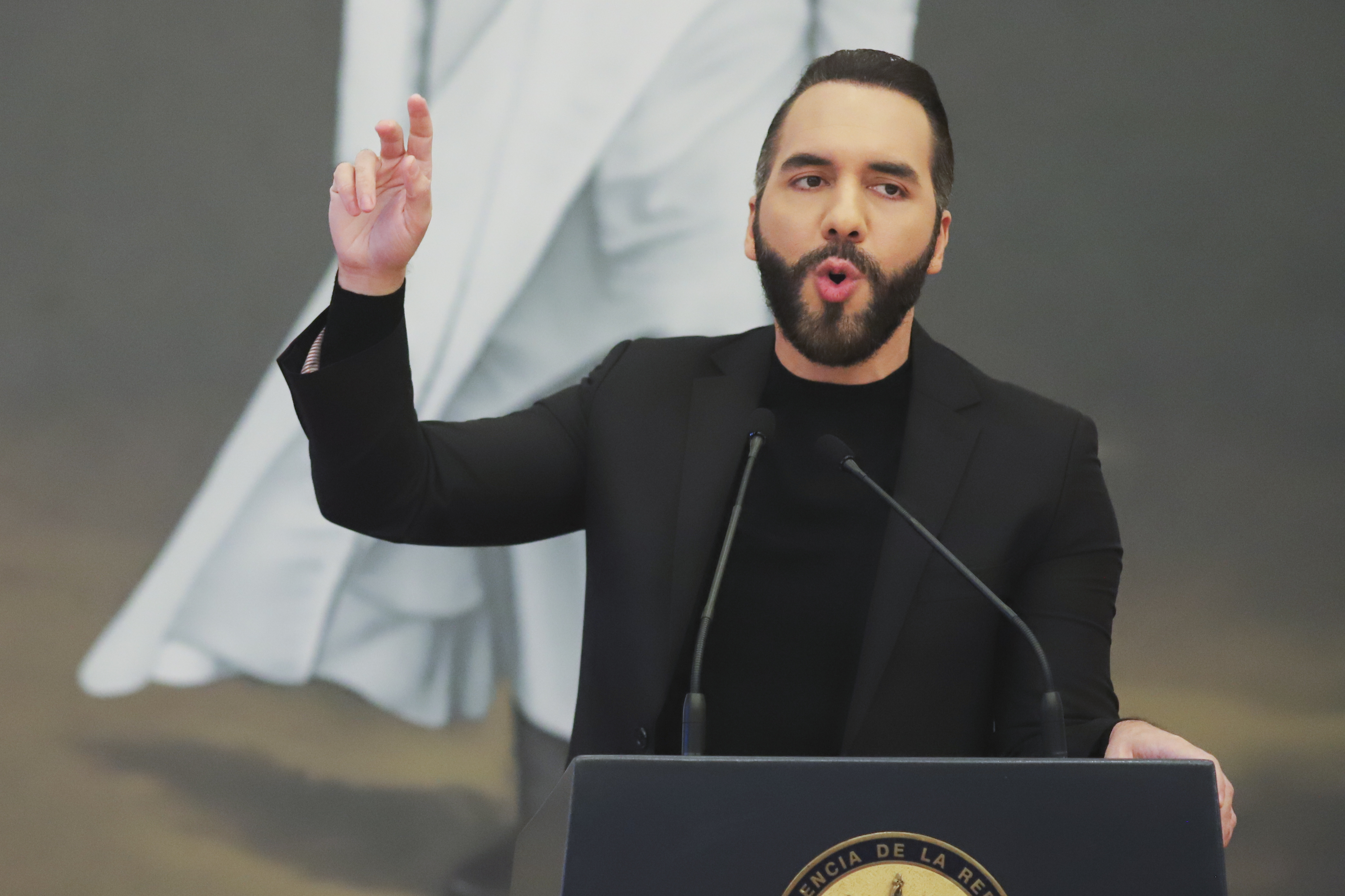 White House touts deportation of alleged gang members that court ...