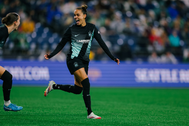 Ex-Corinthians Feminino estreia com gol em seu novo time dos Estados ...