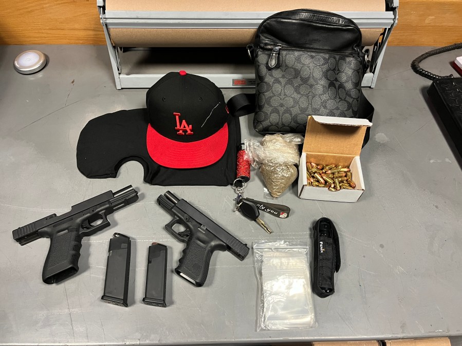 2 firearms found in vehicle in Santa Rosa: PD