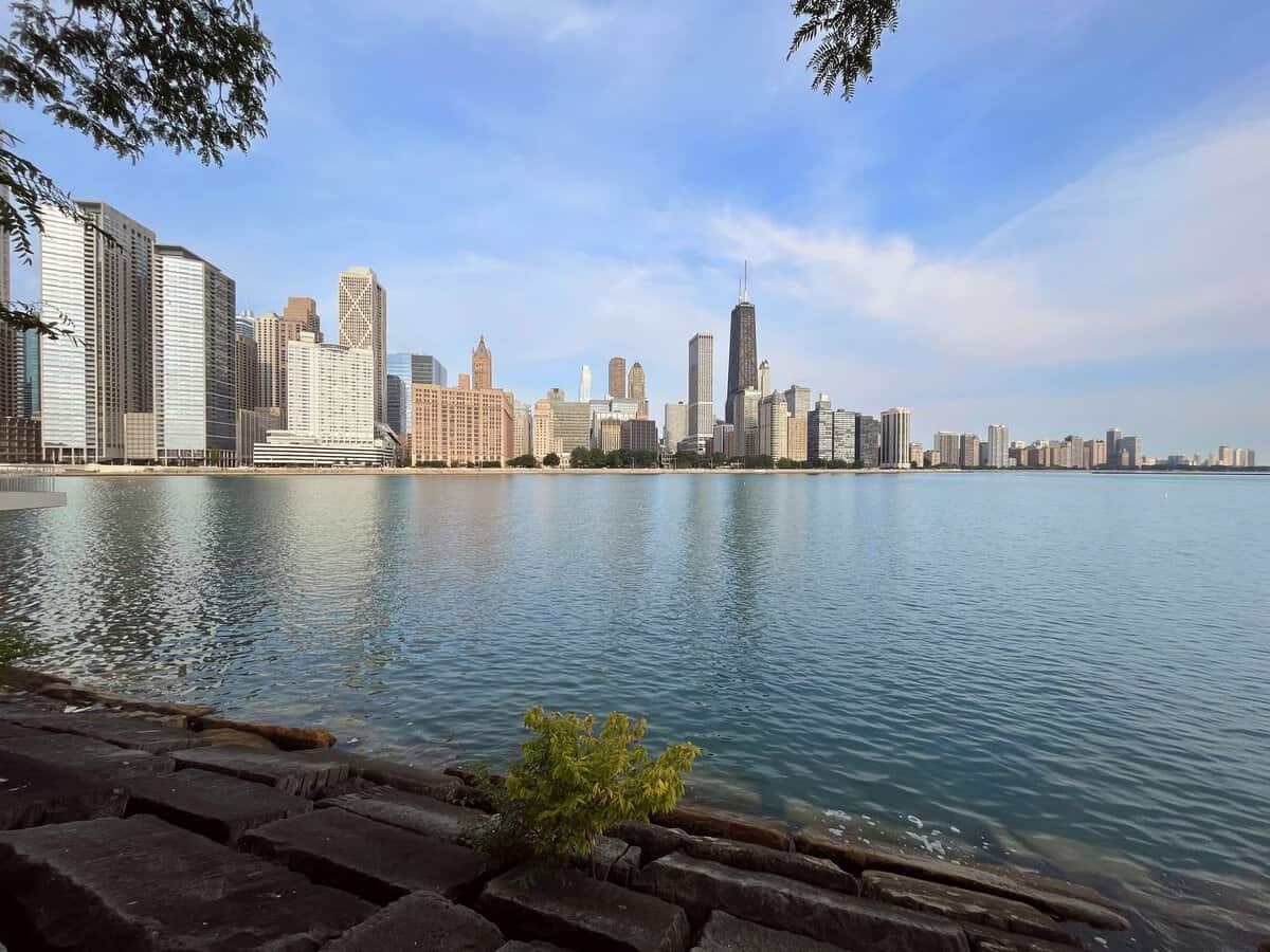 Solo Trip to Chicago: A Local’s Guide to Planning the Best Trip