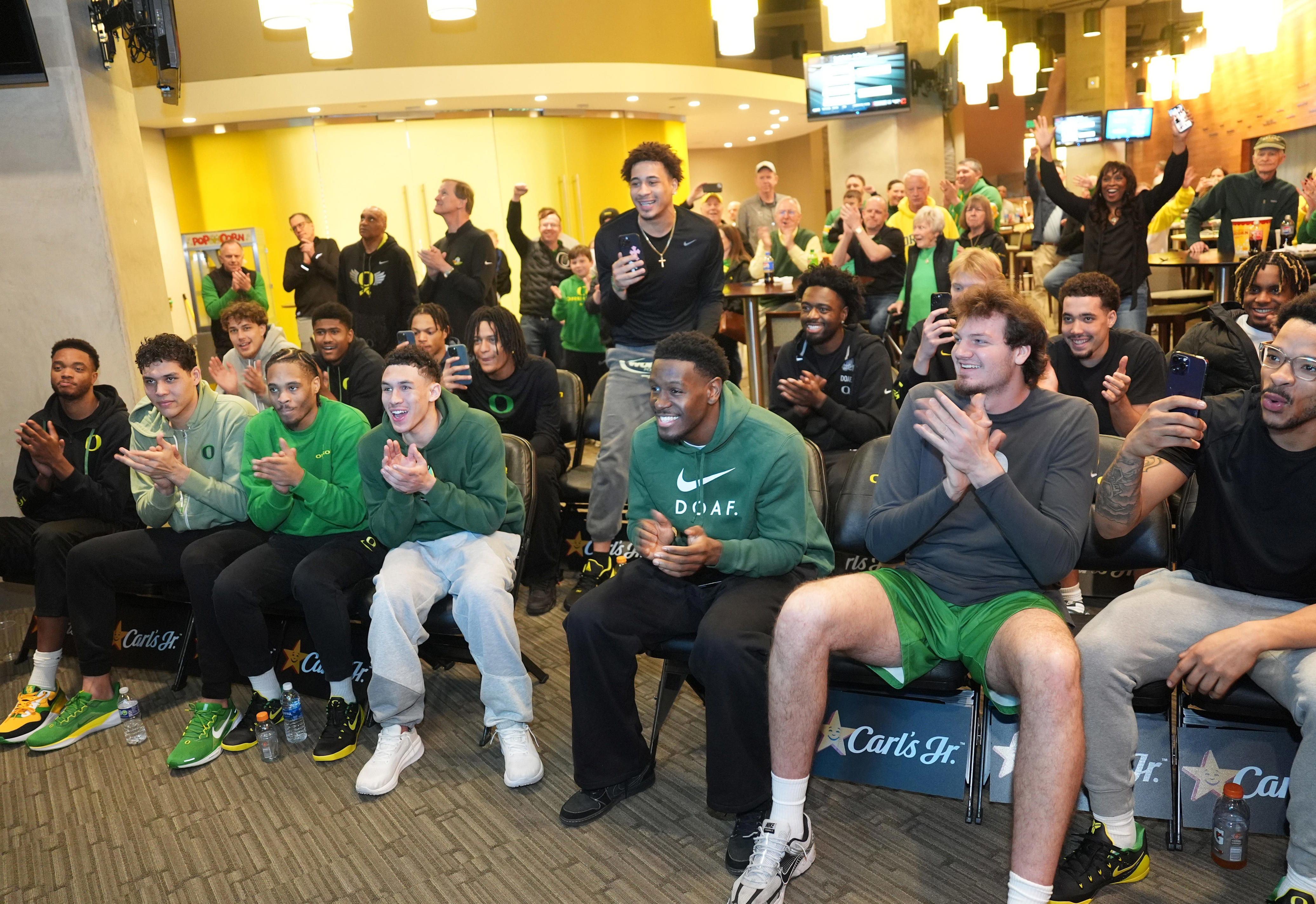 Oregon men's basketball’s March Madness opponent is Liberty to open ...