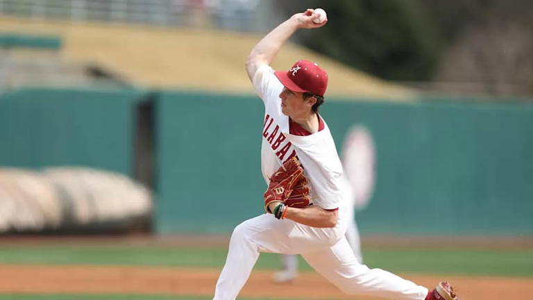 Bobby Alcock Spins Gem, Alabama Baseball Sweeps Texas A&M in 2-0 Game
