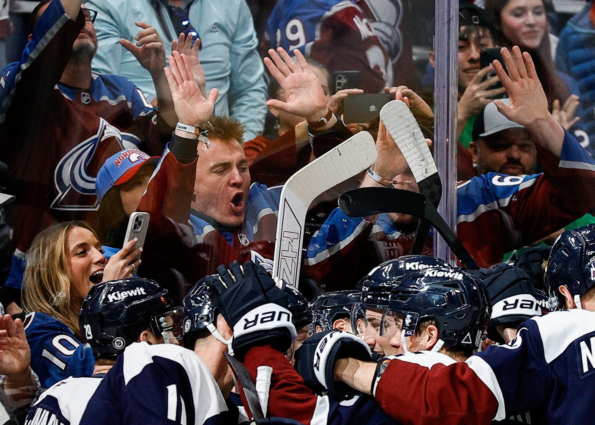 Bo Nix and Broncos teammates watched Avs beat Stars