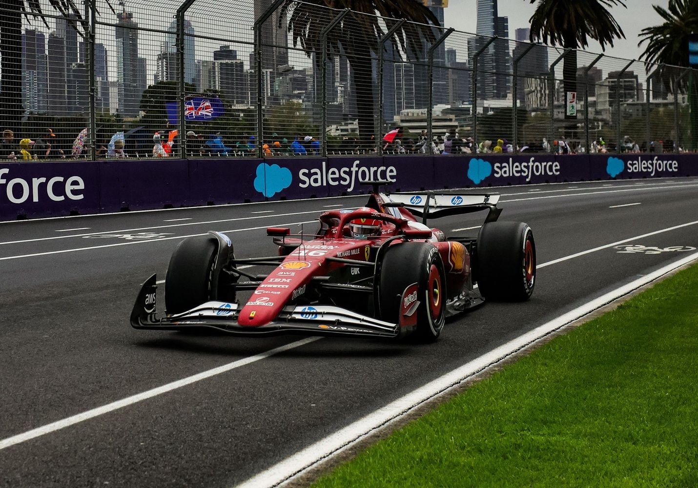 Percakapan Radio Tim Ferrari di F1 Australia Bikin Banyak Fans Ngakak
