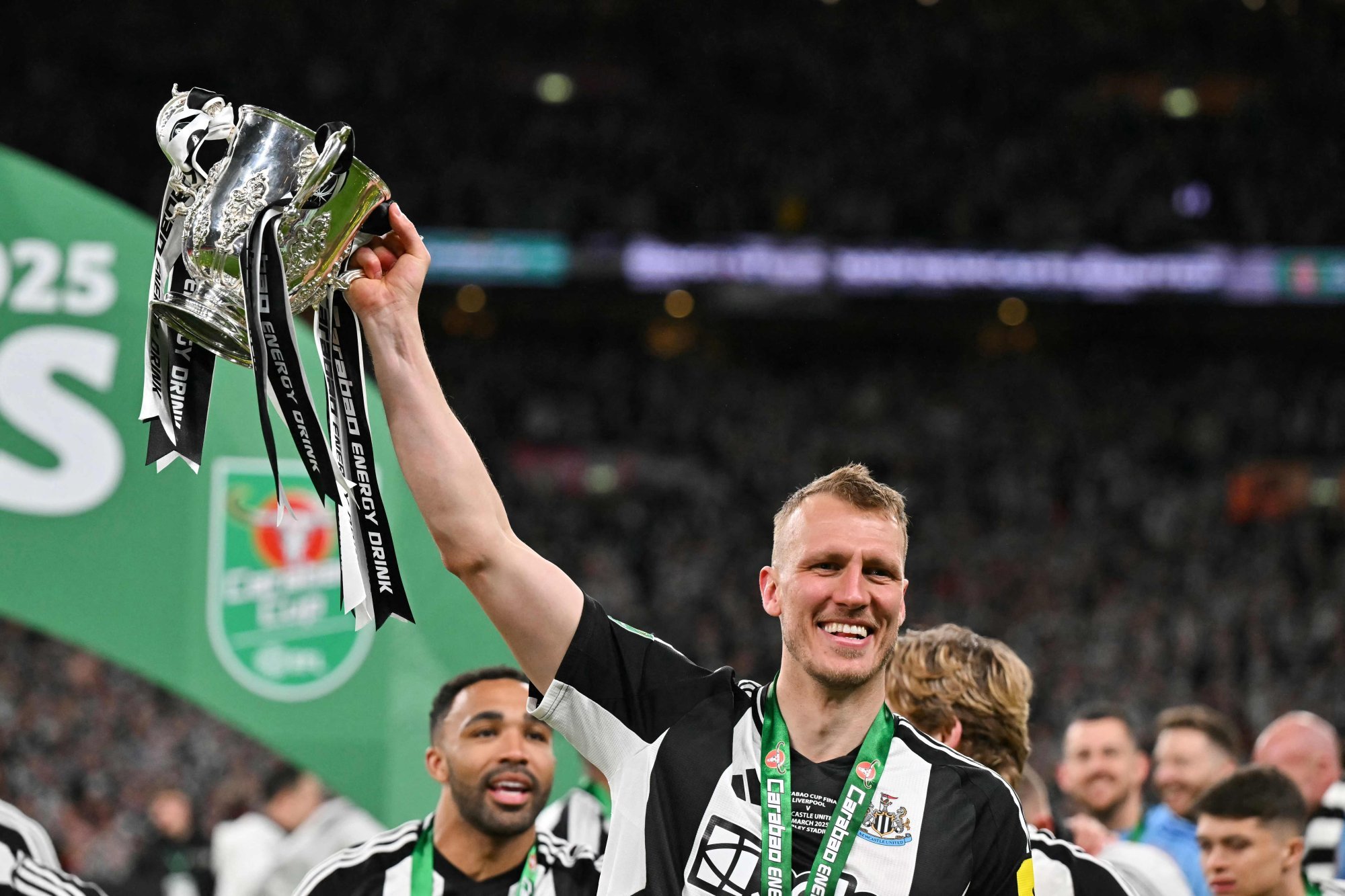 Newcastle stun Liverpool, end 70 years of hurt; Arsenal win; Draper ...