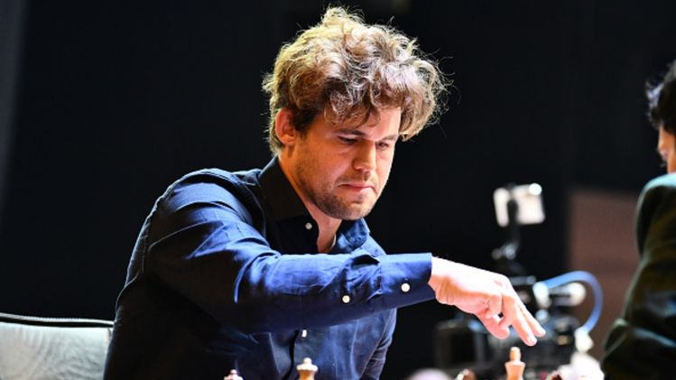 Magnus Carlsen vs The World : Here's everything you need to know to ...