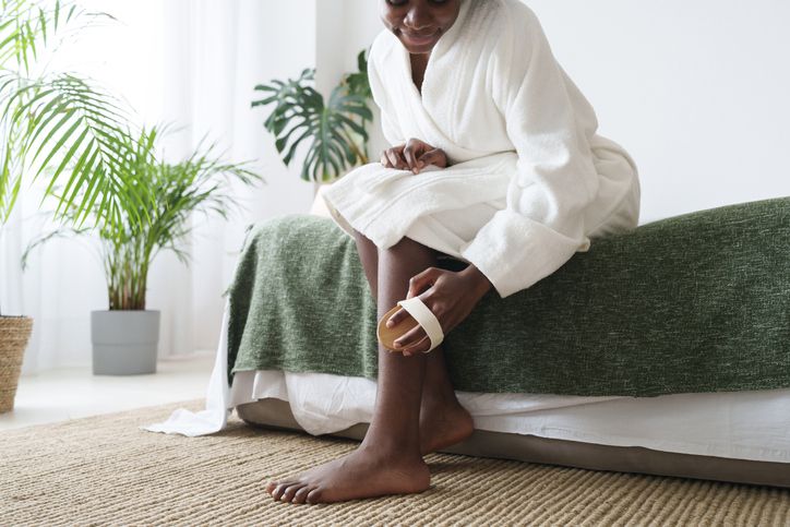 How to get rid of strawberry legs