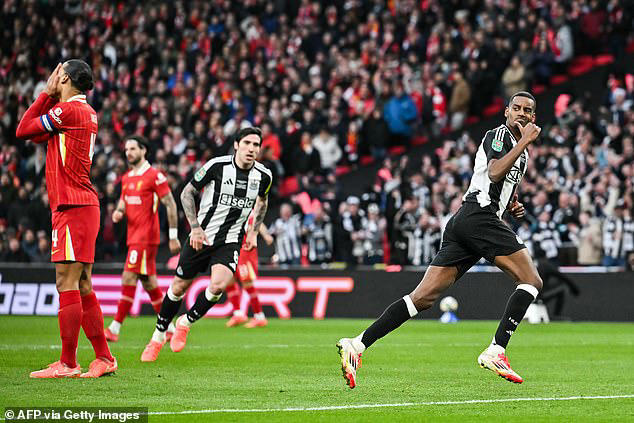 Liverpool 1-2 Newcastle: Magpies end 70-YEAR wait for domestic ...