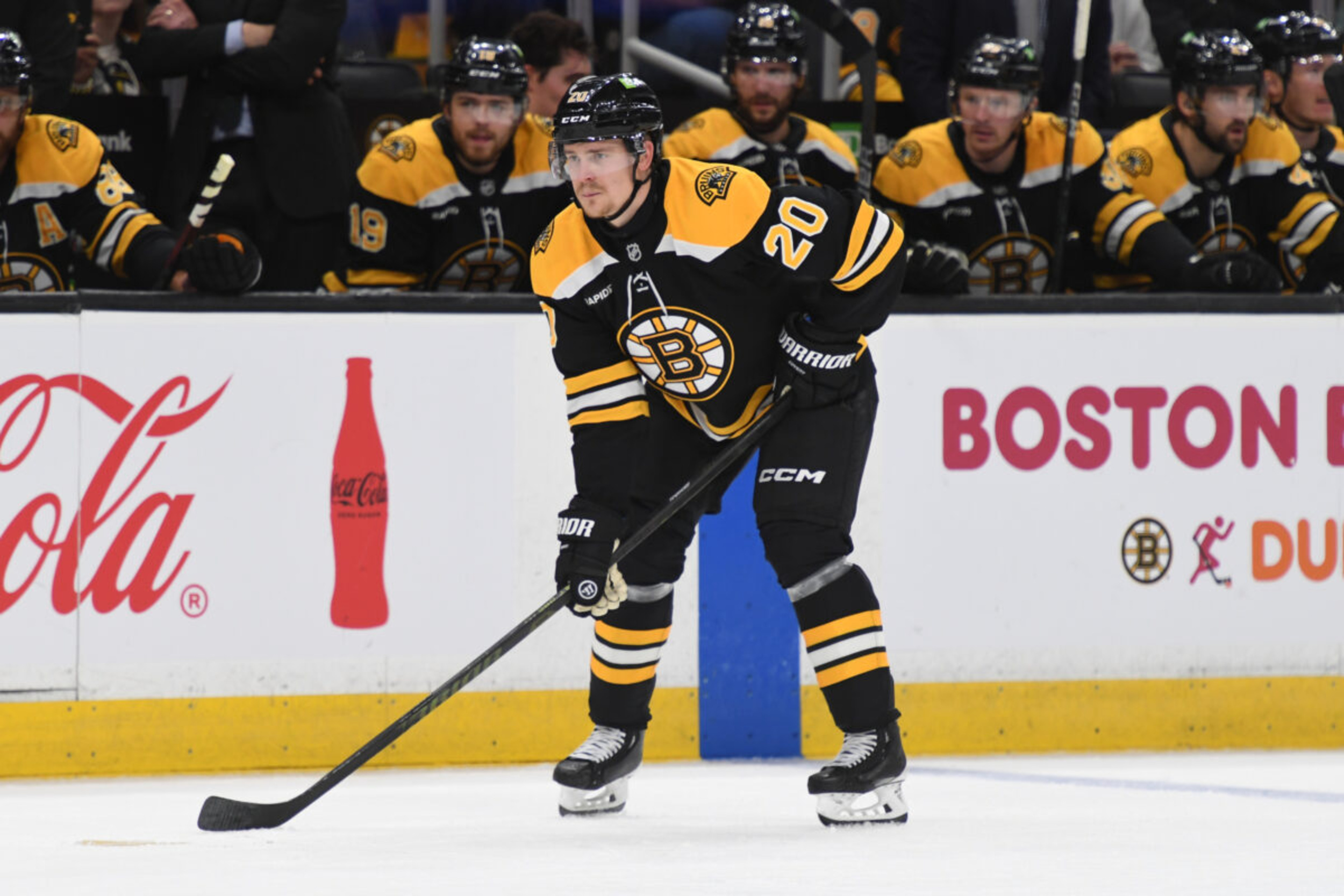 2 Bruins’ defensemen that need to step up in Lindholm’s absence