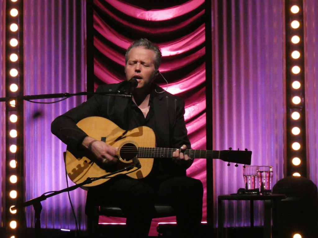 Jason Isbell Is Alone Again, Preternaturally, on a Superb Solo Acoustic ...