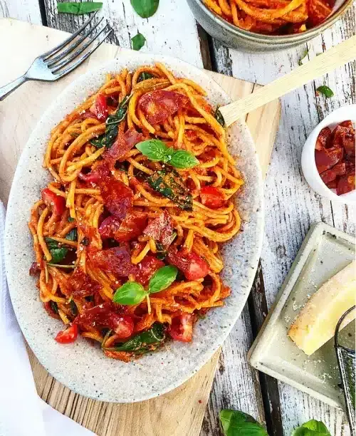 How to make an irresistible pasta dish with bold flavors