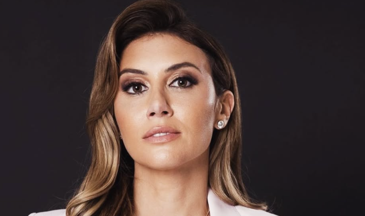 President Trump Lawyer's Stunning New Headshot Is Going Viral