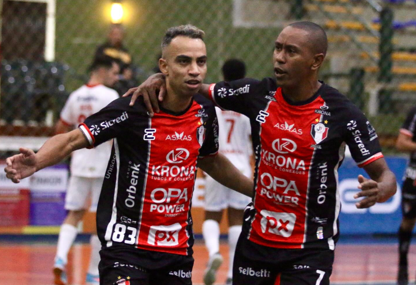 Robinho mantém negociações com o futsal russo, confirma presidente do ...