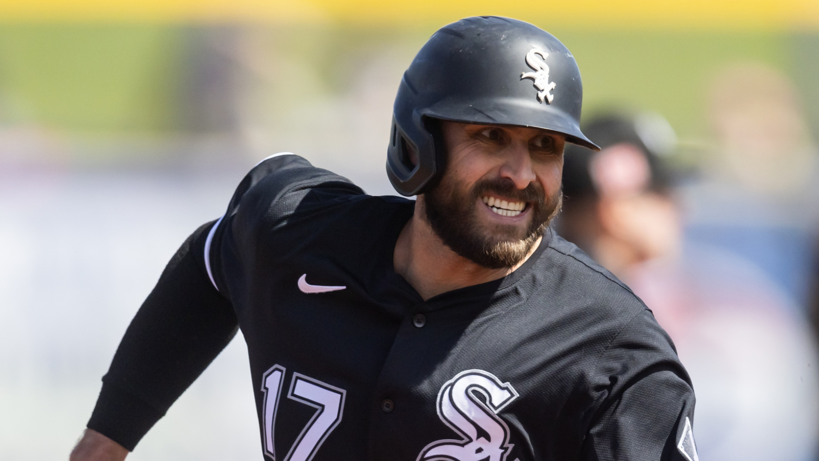 Two-time All-Star slugger announces plans to transition to pitching