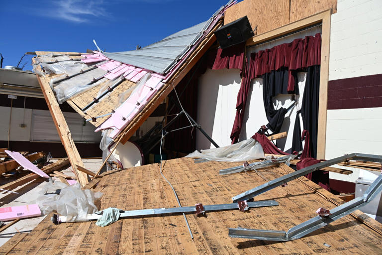 School districts in towns hit by tornadoes across the Ozarks share ...