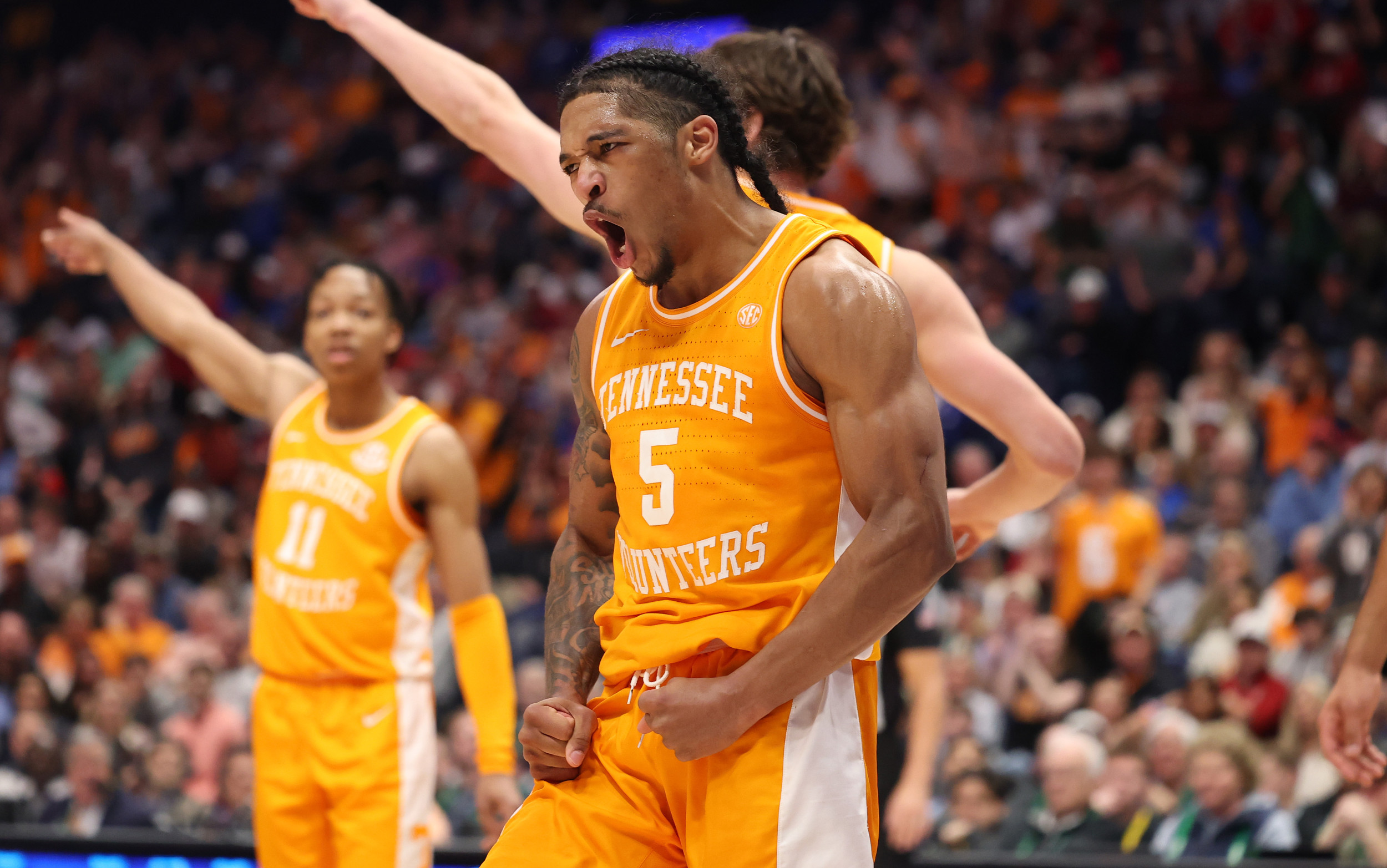 Expert Predictions For Midwest Bracket in 2025 Men's NCAA Tournament