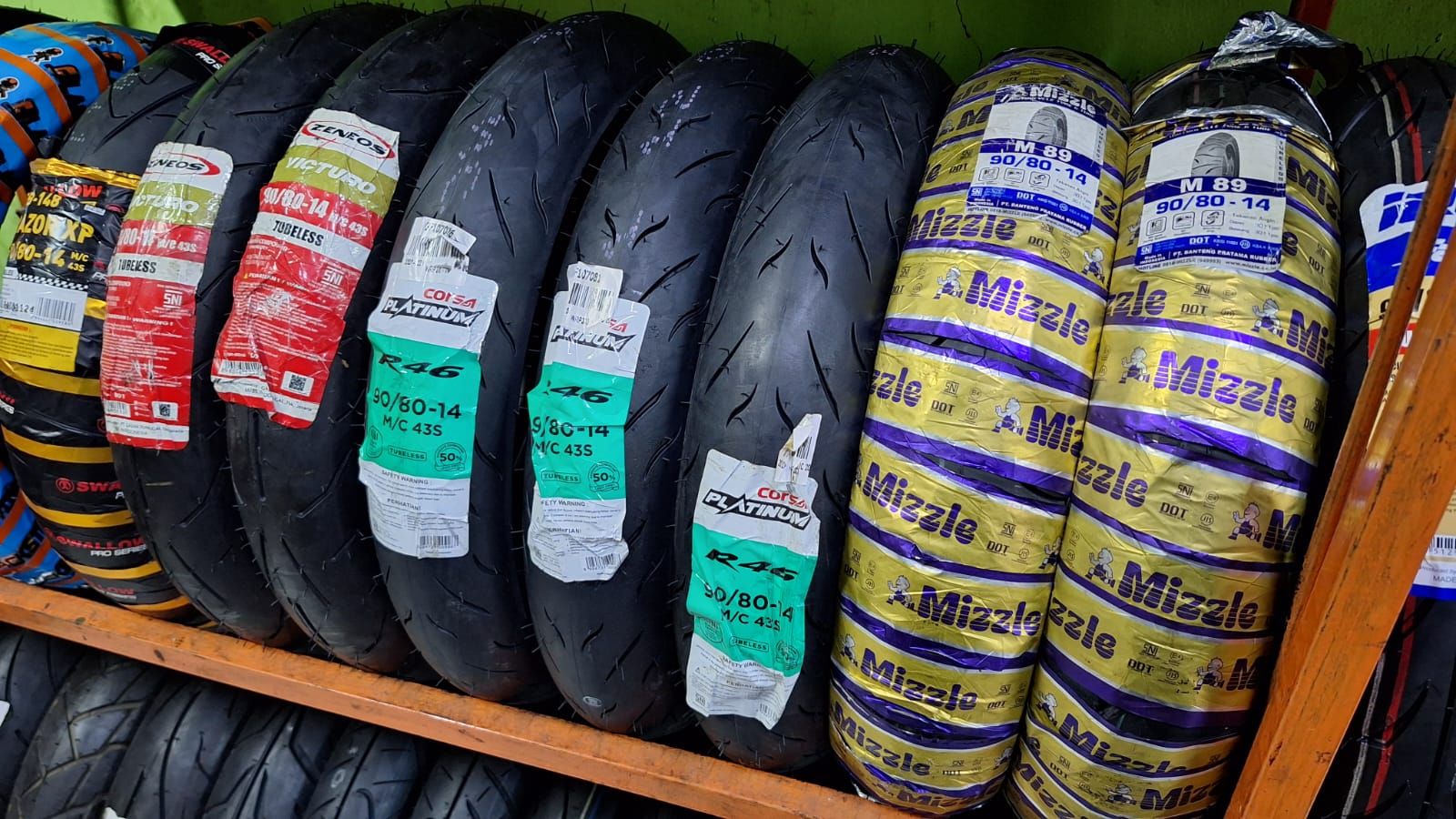 Ini Gejala dan Efek Pakai Ban yang Sudah Kadaluarsa di Motor Bekas