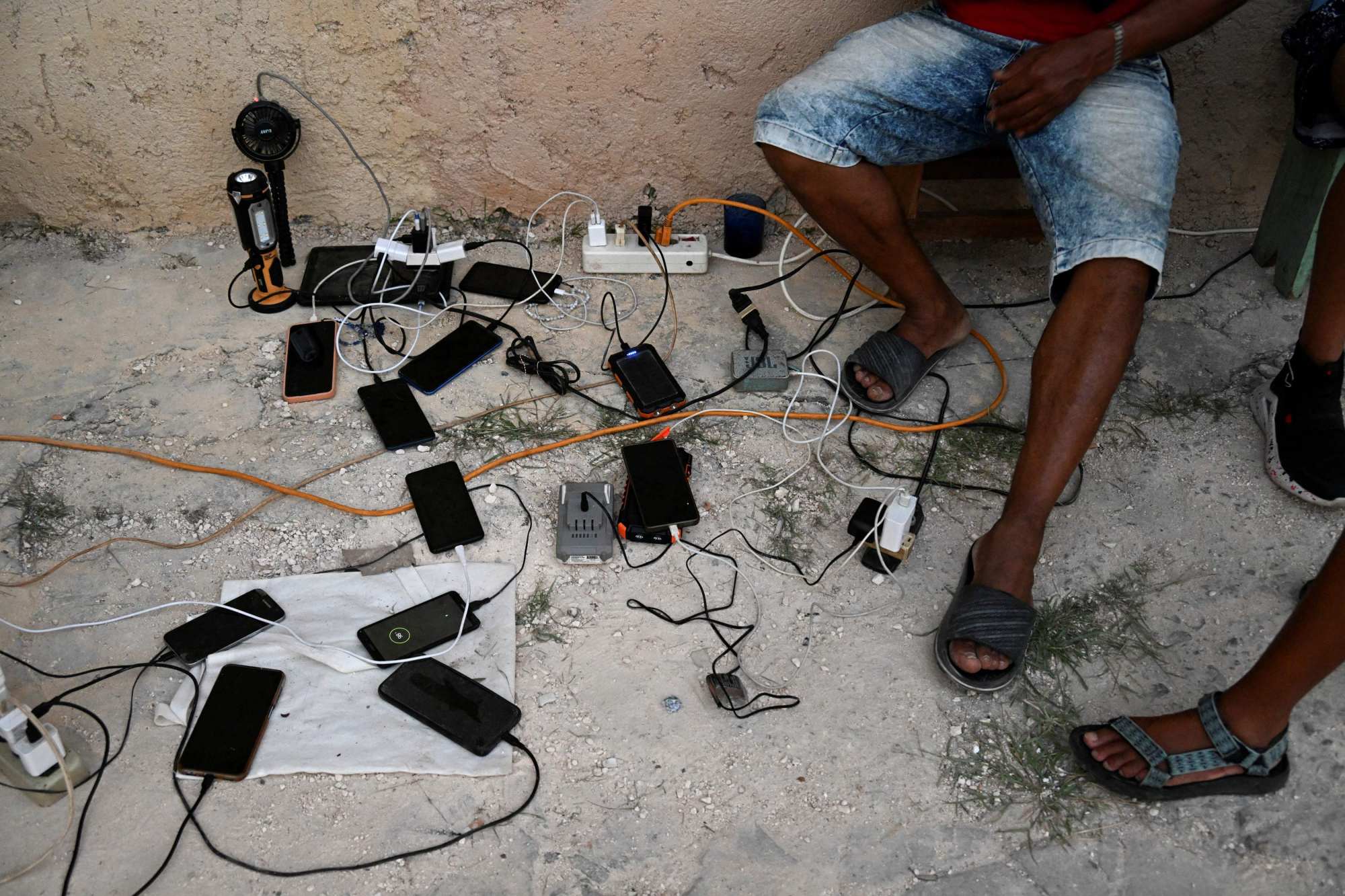 Cuba reconnects electrical grid, restores power to much of Havana after ...